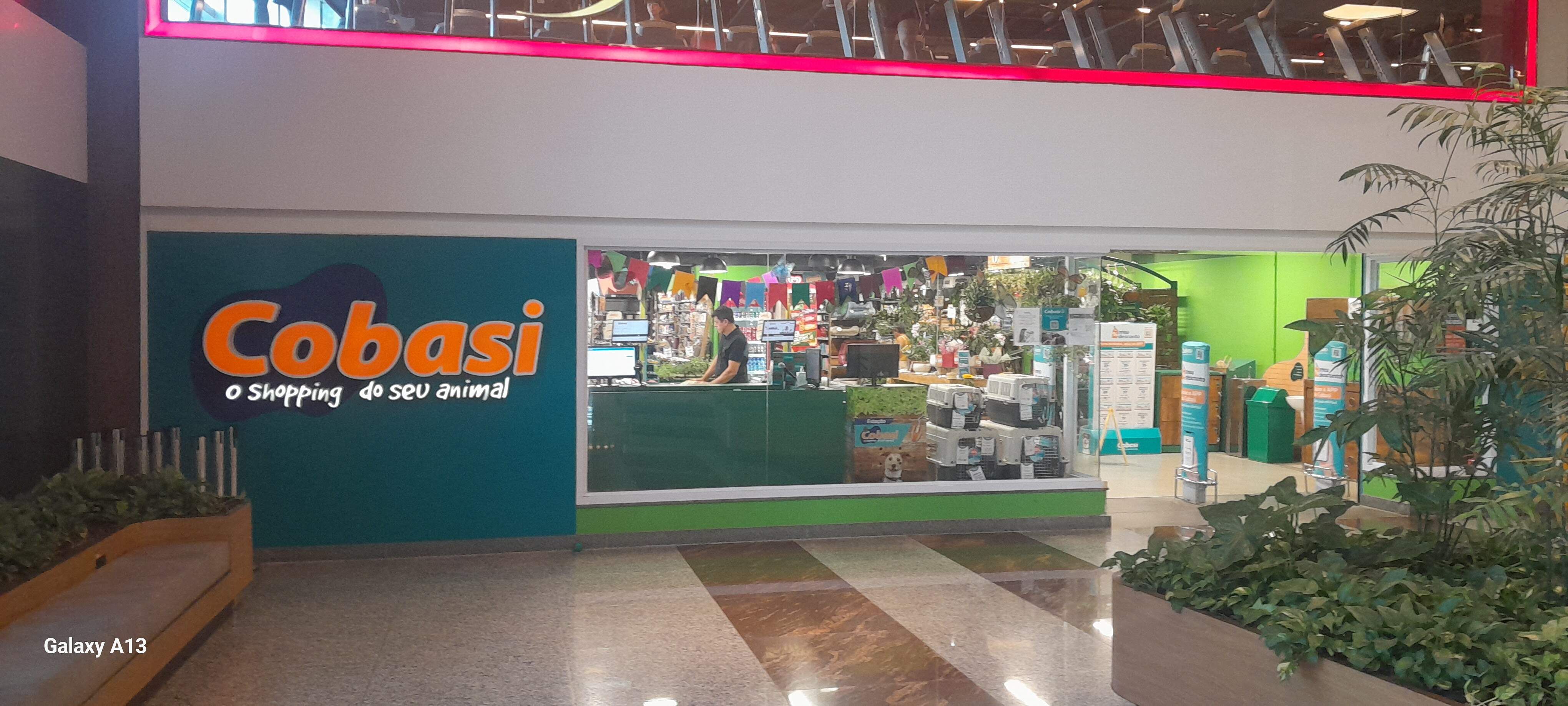 Pet Shop Cobasi Shop. Estação Cuiabá